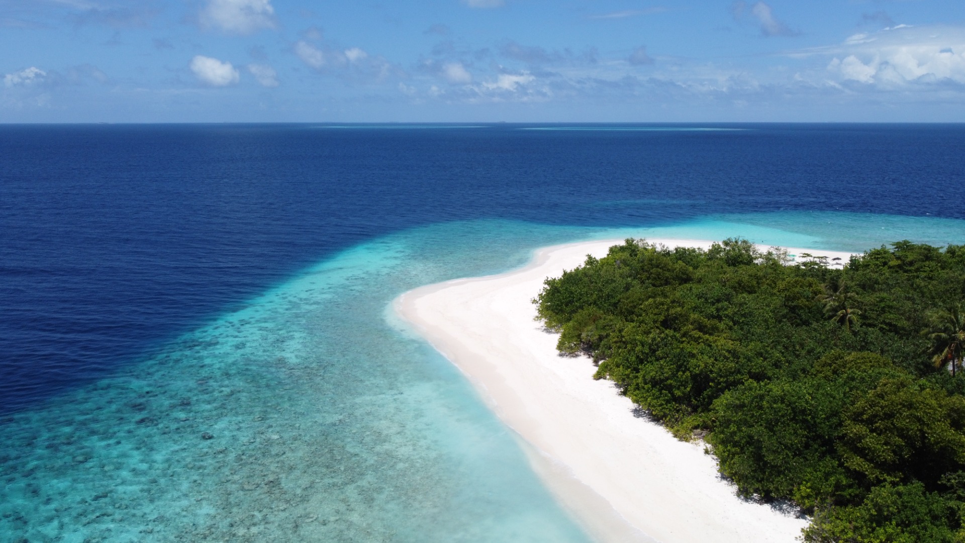 Beach :: www.ukulhas.info